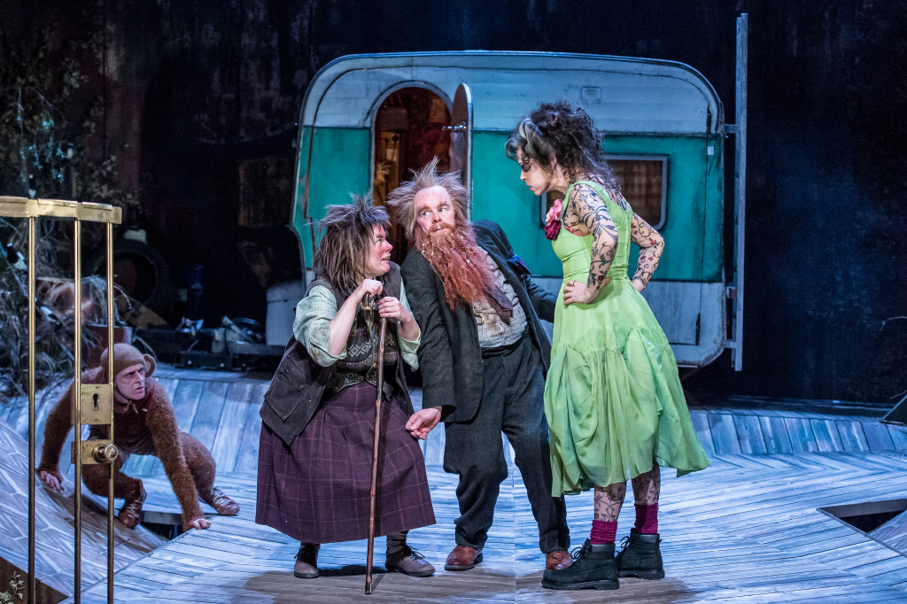 The Twits Relaxed Performancce